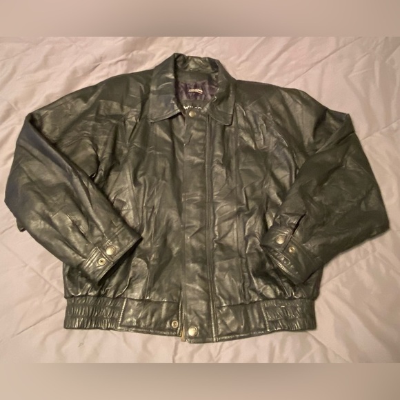 Wilsons Leather | Jackets & Coats | Vintage Wilsons Leather Bomber ...